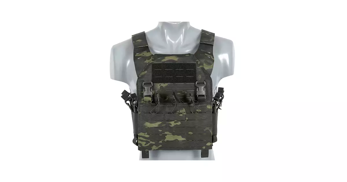 Laser-Cut “Buckle Up" Recon Plate Carrier with AR15/AK Magazine Pouch ...